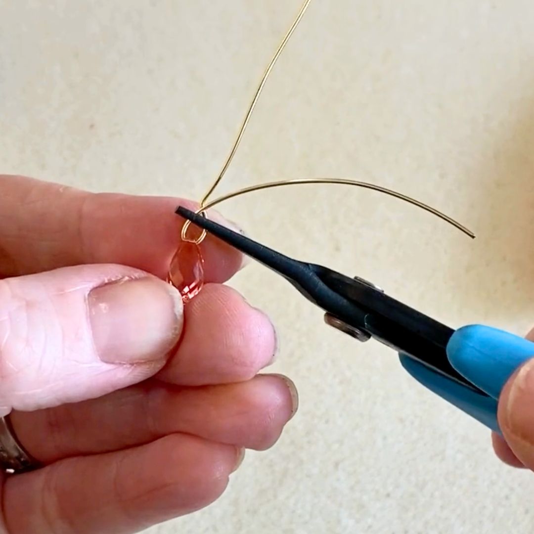 How to Incorporate Side-Drilled Beads into Jewelry Designs — Beadaholique