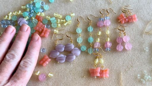 How to Make 7 Pairs of Earrings from 1 Czech Glass Bead Mix Recipe Box ...