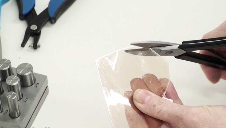How to Cut Mica Sheets — Beadaholique