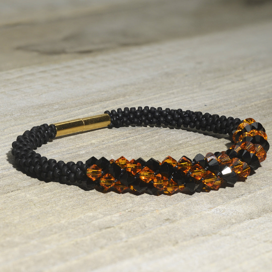 Glitzy Halloween Kumihimo Bracelet — Beadaholique