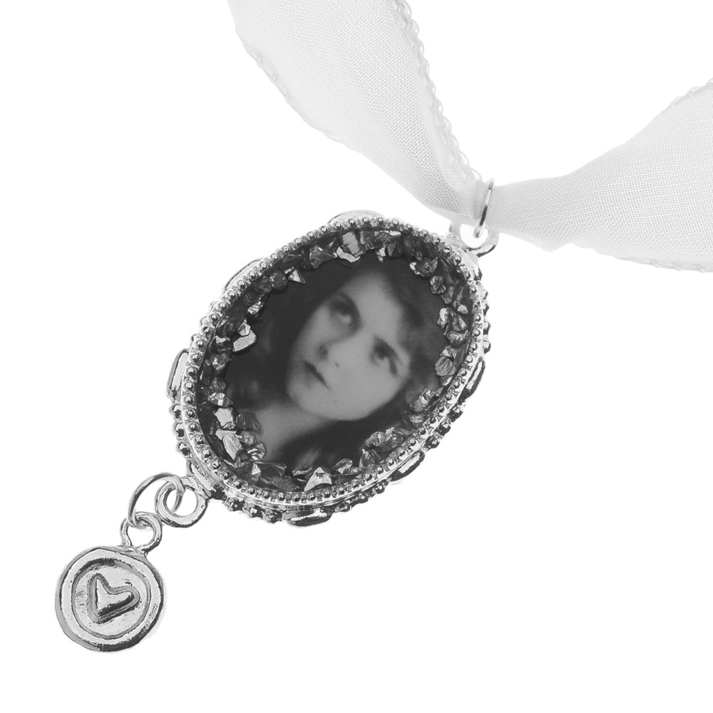 Retired - Treasured Memory Bridal Bouquet Charm — Beadaholique