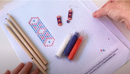 How to Make a Peyote Bead Weaving Pattern Using Pattern Grid Paper ...