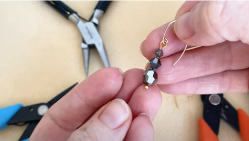 One-Minute Jewelry: Easy Crystal Dangle Earrings — Beadaholique