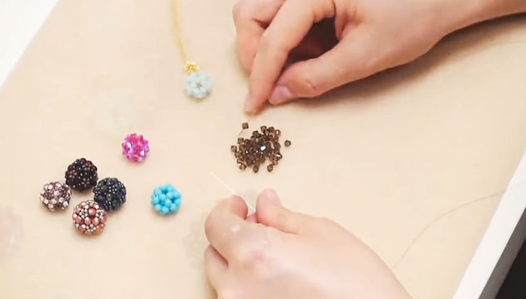 How to Make a Beaded Bead Using Right Angle Weave Double Needle Method ...