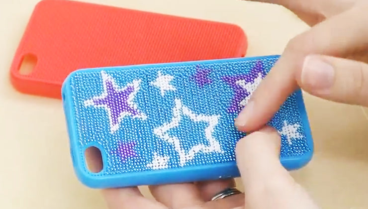 How to Stitch a BeadlePoint Cell Phone Case — Beadaholique