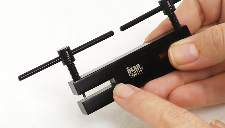 How to Use the BeadSmith Two-Hole Metal Punch — Beadaholique