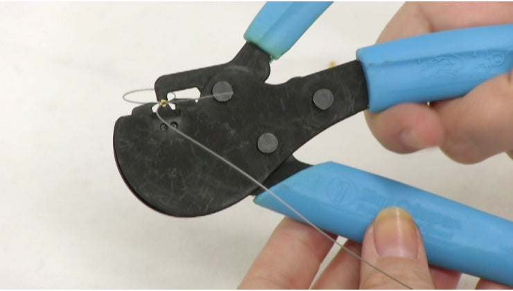 How to Use the Bead Buddy 1 Step Crimper Tool — Beadaholique