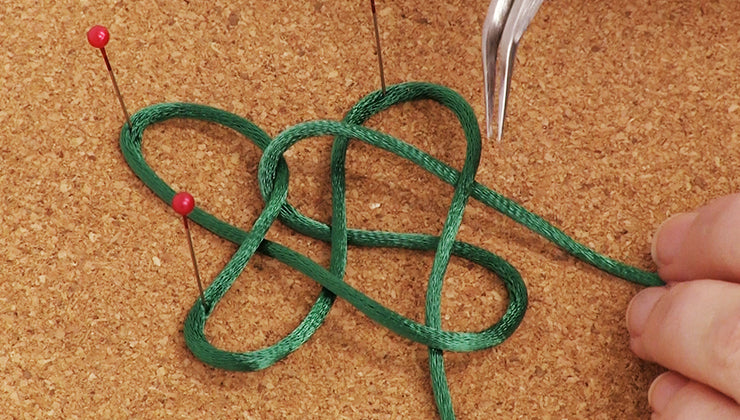 How to Make a Cross Knot — Beadaholique