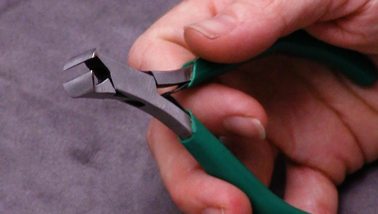 How to Use Wire End Cutters — Beadaholique