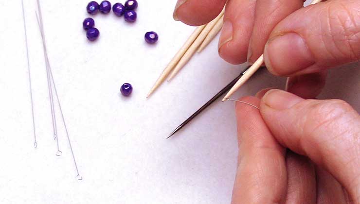 Quick Tip: How to Reshape a Twisted Wire Needle Loop — Beadaholique